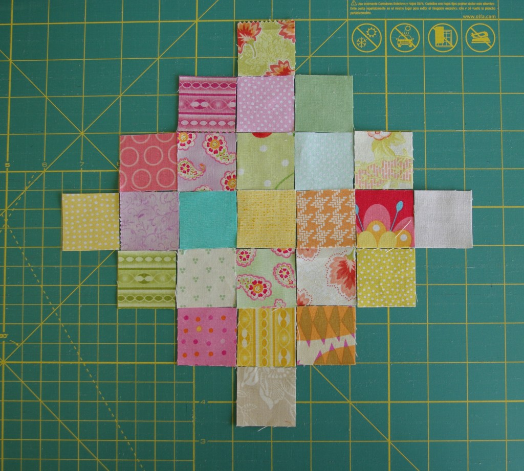 On Point Pincushion Tutorial – Monday Morning Designs