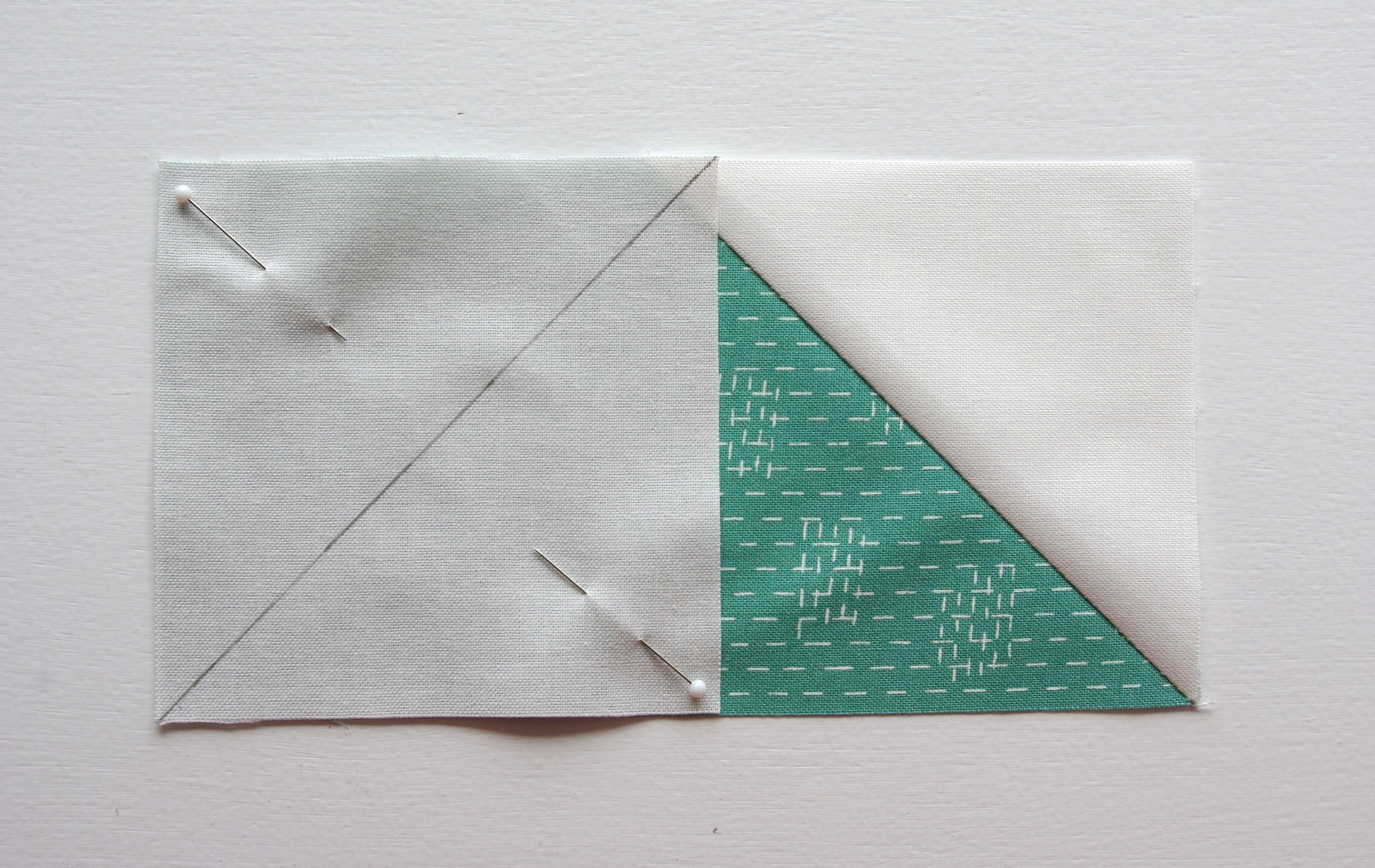 How to Sew Accurate Flying Geese – Monday Morning Designs