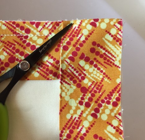 How to Machine Bind Your Quilt – Monday Morning Designs