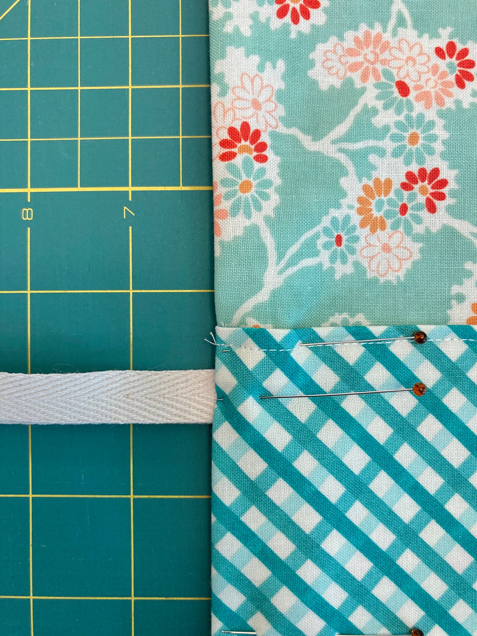 Fabric Utensil Wrap Tutorial – Monday Morning Designs