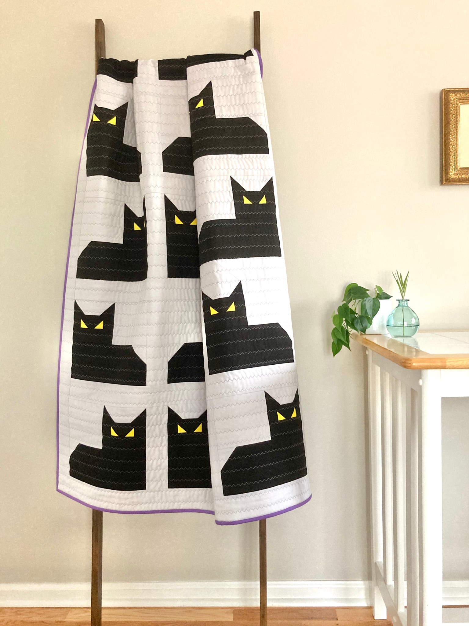 Making My Spooky Kittens Throw Quilt – Monday Morning Designs